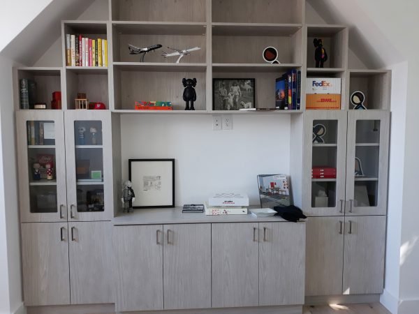 Display Units, Entertainment Centers, TV / stereo cabinets.